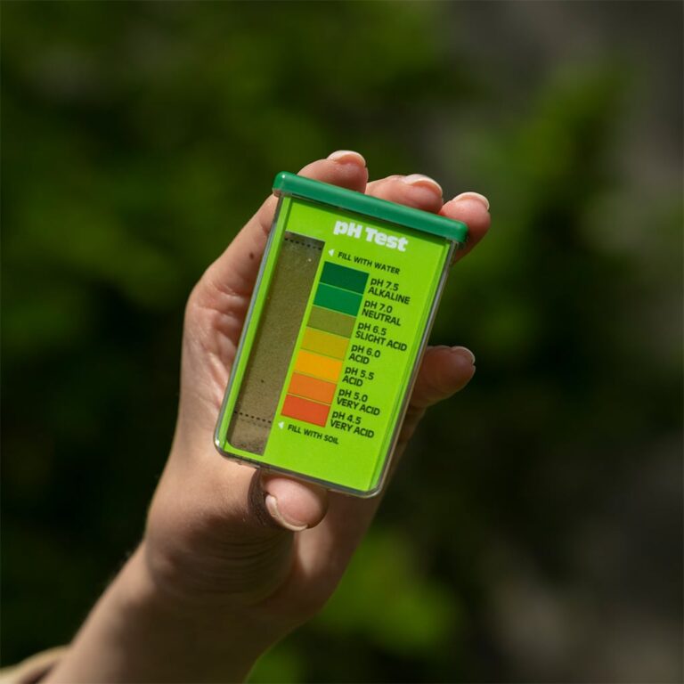 Soil pH Test Kit - Lawn Soil Test Kit | Jonathan Green
